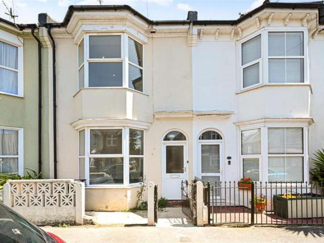 5 Bedroom Terraced House
