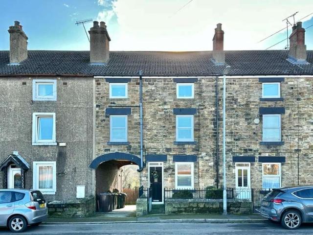 5 Bedroom Terraced House