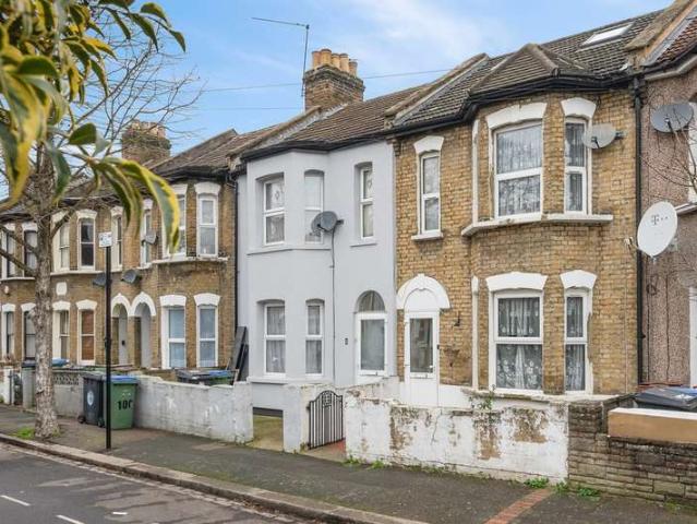 5 Bedroom Terraced House