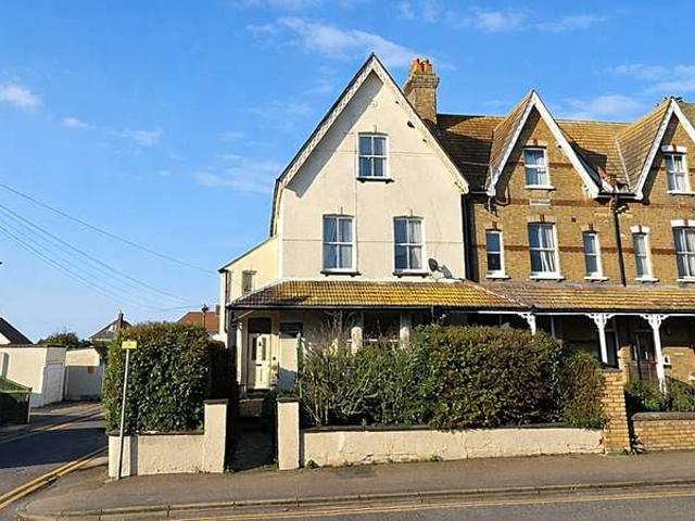 5 Bedroom Terraced House