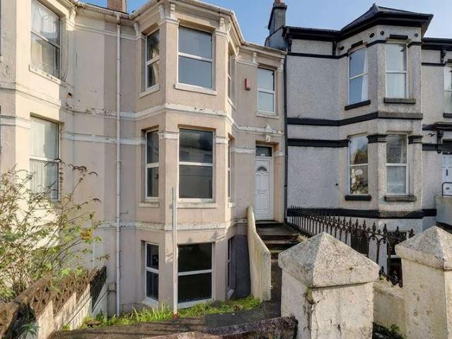 5 Bedroom Terraced House