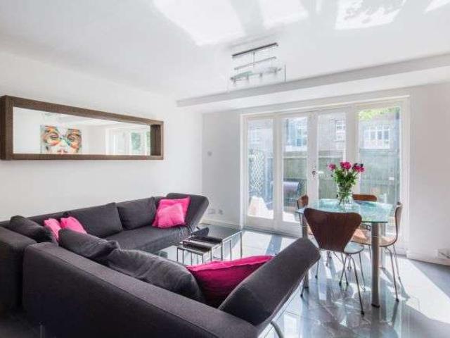 5 Bedroom Terraced House