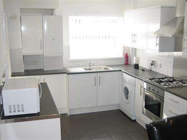 5 Bedroom Terraced House