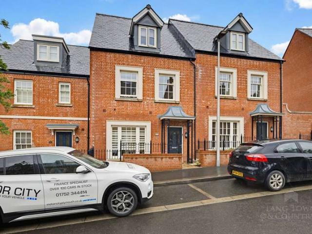 5 Bedroom Terraced House