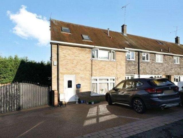 5 Bedroom Terraced House