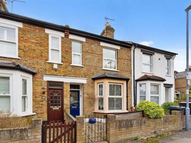 5 Bedroom Terraced House