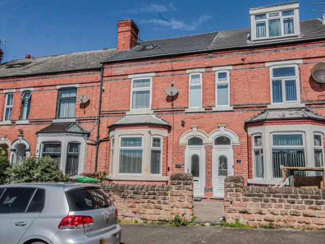 5 Bedroom Terraced House