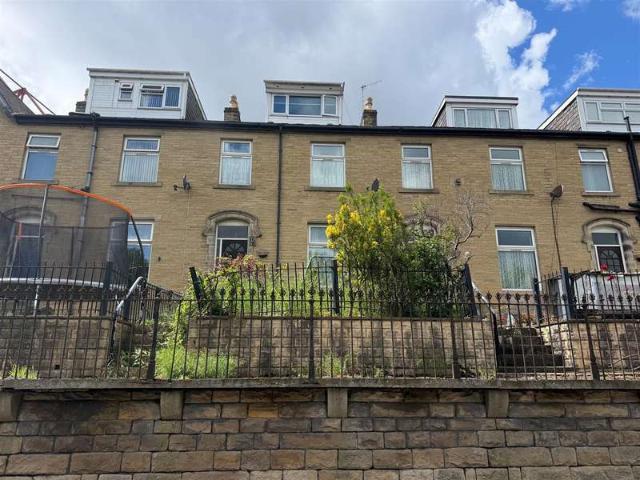 5 Bedroom Terraced House