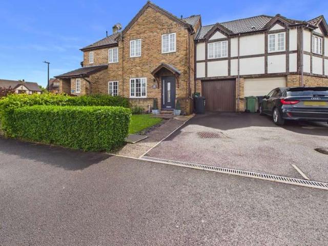 5 Bedroom Terraced House