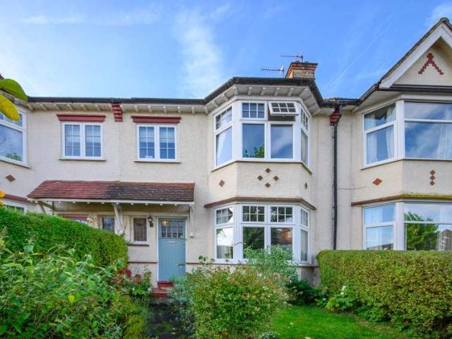 5 Bedroom Terraced House