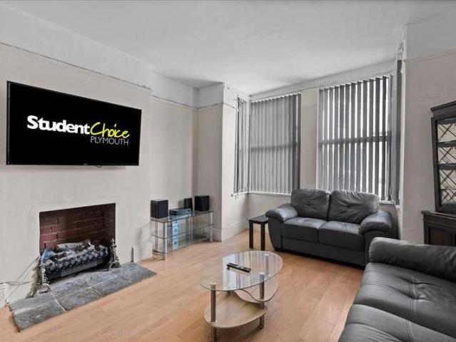 5 Bedroom Terraced House