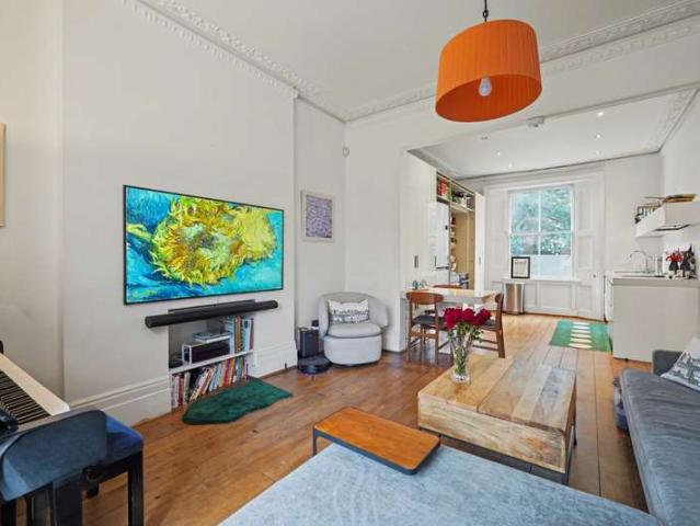 5 Bedroom Terraced House