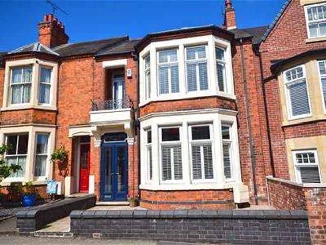 5 Bedroom Terraced House
