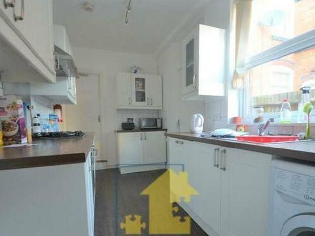 5 bedroom terraced house for rent in 2023 2024 ACADEMIC YEAR 5 Double Bedroom House 2 Bathrooms Ma