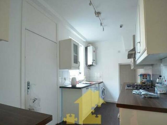 5 bedroom terraced house for rent in 2023 2024 ACADEMIC YEAR 5 Double Bedroom House 2 Bathrooms Ma