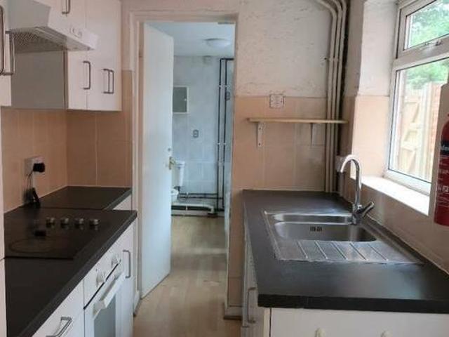 5 bedroom terraced house for rent in 29 Lottie Road Birmingham B29 6JY B29