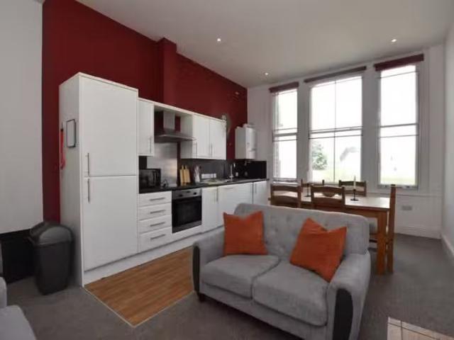5 bedroom terraced house for rent in Cotham Hill, Cotham, Bris.