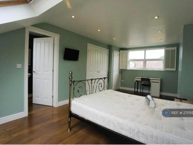 5 bedroom terraced house for rent in Cottrell Road, Bristol, BS5