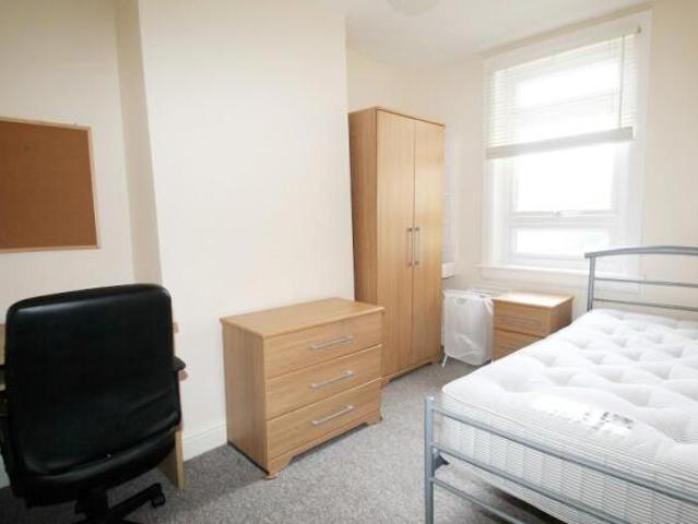 5 bedroom terraced house for rent in Coronation Avenue, Bath, Somerset, BA2
