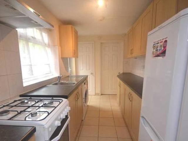 5 bedroom terraced house for rent in Cardigan Road University Area RG1
