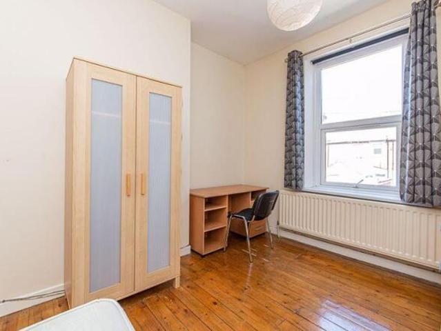 5 bedroom terraced house for rent in Cardigan Terrace, Newcastle Upon Tyne, NE6