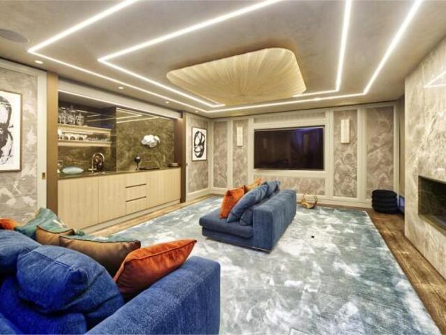 5 bedroom terraced house for rent in Chapel Street, London, SW1X