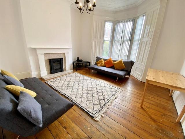 5 bedroom terraced house for rent in Cresswell Terrace, Thornhill, Sunderland, SR2