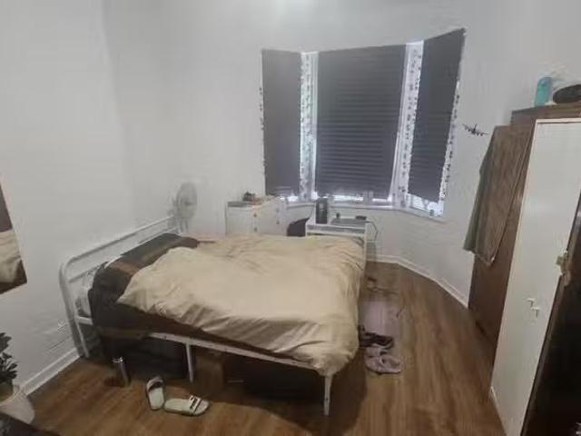 5 bedroom terraced house for rent in Beauchamp Street, Riversi.