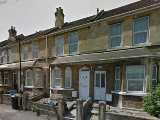 5 bedroom terraced house for rent in Beckhampton Road BA2