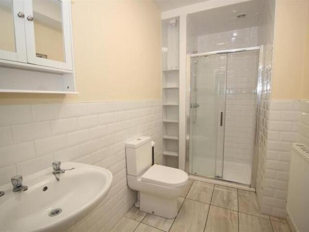 5 bedroom terraced house for rent in Belle Grove West, Spital Tongues, Newcastle Upon Tyne, Ne2