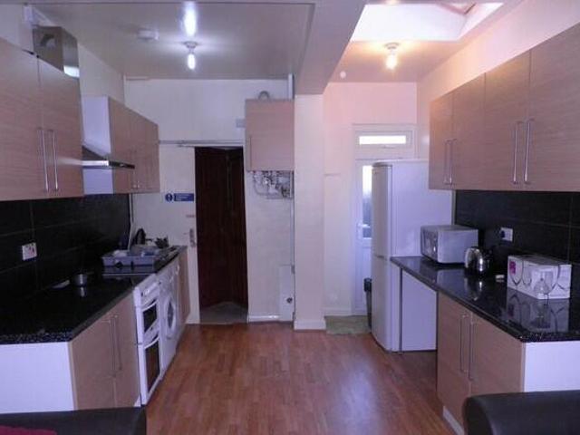 5 Bedroom Terraced House For Rent In Birmingham