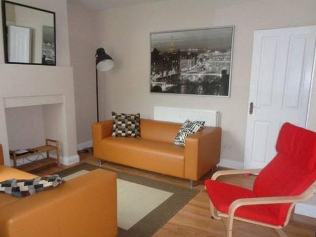 5 bedroom terraced house for rent in Bridge Road BA2