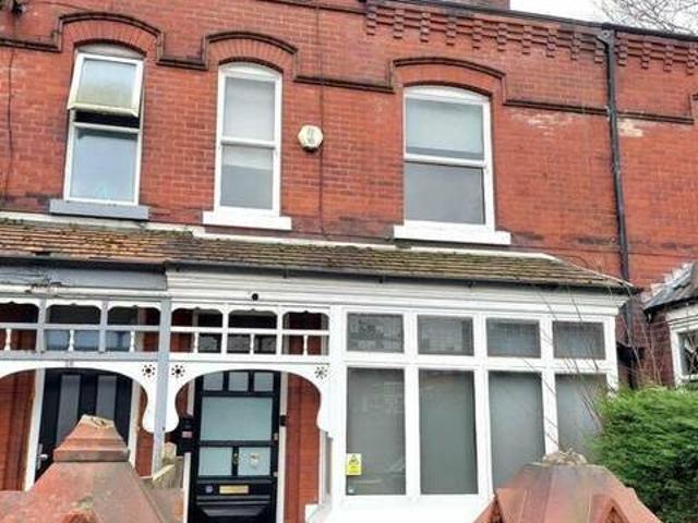 5 bedroom terraced house for rent in Bromwich Street Bolton BL2 1JF BL2