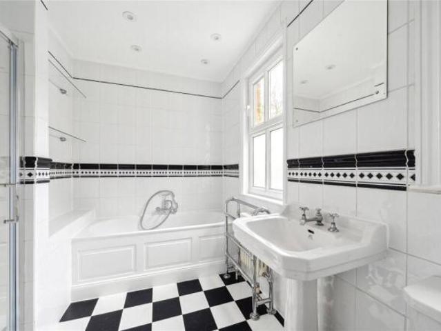 5 bedroom terraced house for rent in Bushwood Road, Kew, Richmond, Surrey, TW9