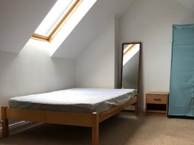 5 bedroom terraced house for rent in Gloucester Road, Cheltenham, GL51 8NE, GL51