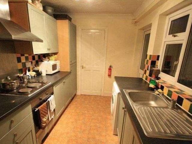 5 bedroom terraced house for rent in Granby Gardens Reading RG1