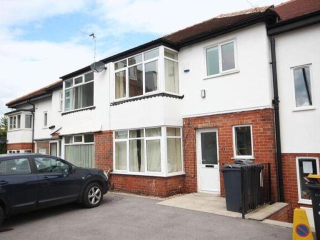 5 bedroom terraced house for rent in Grimthorpe Place, Headingley, Leeds, West Yorkshire, LS6