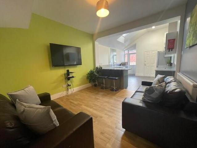 5 bedroom terraced house for rent in Gulson Road, Coventry, West Midlands, CV1