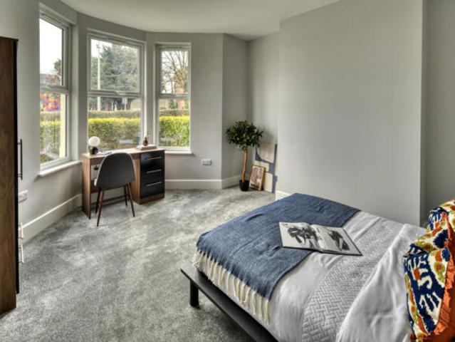5 bedroom terraced house for rent in Downend Road, Bristol, BS15