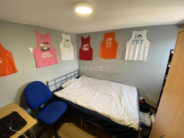 5 bedroom terraced house for rent in Donnington Gardens, University, Reading, Berkshire, RG1 5LZ, RG1