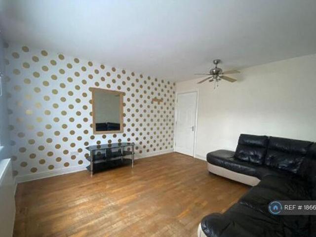 5 Bedroom Terraced House For Rent In Dagenham