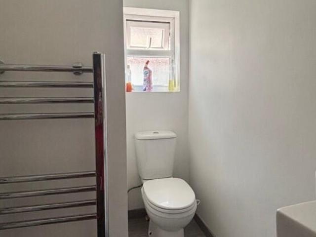 5 bedroom terraced house for rent in Diana Street Cardiff, CF24