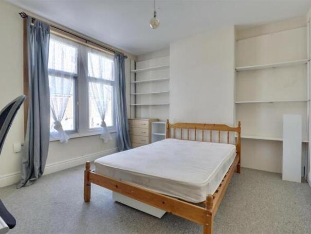 5 bedroom terraced house for rent in Empshott Road, Southsea, PO4