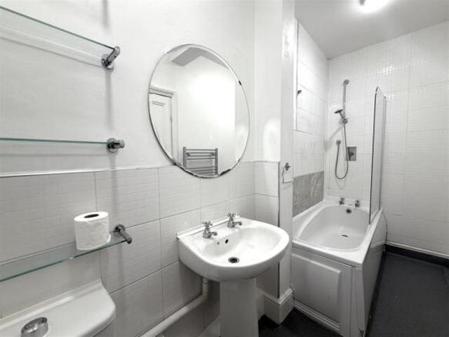 5 bedroom terraced house for rent in Eldon Road, Birmingham, B16