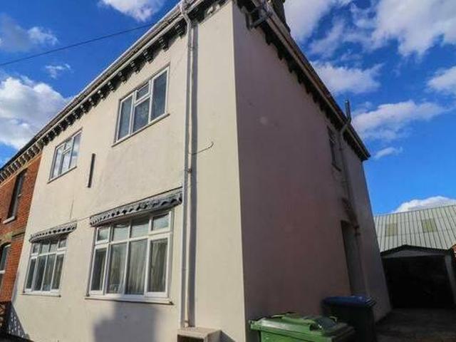 5 bedroom terraced house for rent in Five Doubles Open Plan Living July 2023 SO15
