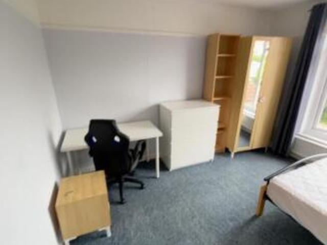 5 bedroom terraced house for rent in Filton Avenue, Horfield, BS7