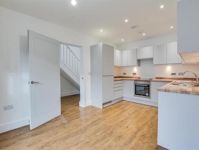 5 bedroom terraced house for rent in Kelvin Grove, Liverpool, Merseyside, L8