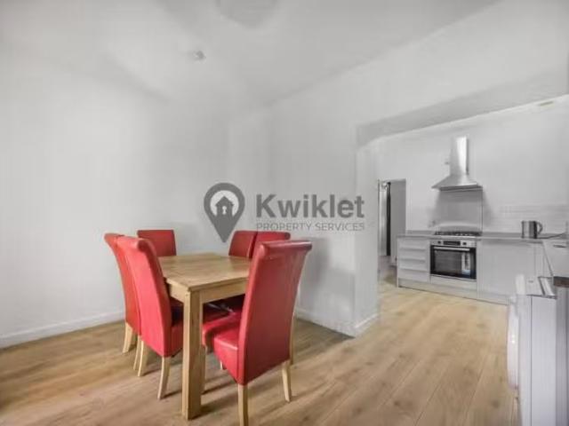 5 bedroom terraced house for rent in King Street, Treforest, P.