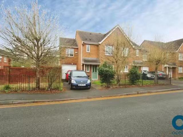 5 bedroom terraced house for rent in Hawksmoor Lane Stoke Pa.