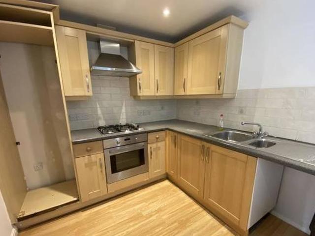5 bedroom terraced house for rent in Hanham Road Bristol BS15